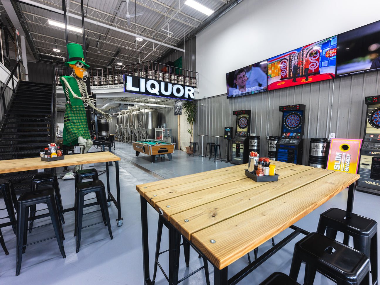 Tour – War Water Brewery Inc.